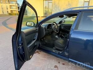 Zils Toyota Avensis 2005 Rīga, ar dzinēja tilpumu 1.80 L un nobraukumu 320 tūkst. km par 1400 €, foto 9 vietnē AUTOMOTO.COM.LV