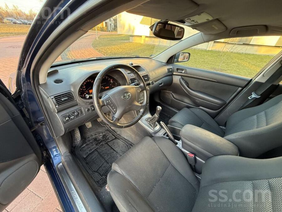 Zils Toyota Avensis 2005 Rīga, ar dzinēja tilpumu 1.80 L un nobraukumu 320 tūkst. km par 1400 €, foto 10 vietnē AUTOMOTO.COM.LV