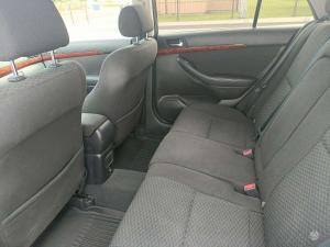 Zils Toyota Avensis 2005 Kauņa, ar dzinēja tilpumu 2.00 L un nobraukumu 261 tūkst. km par 2750 €, foto 6 vietnē AUTOMOTO.COM.LV