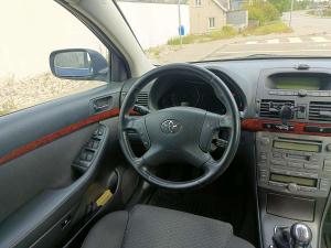 Zils Toyota Avensis 2005 Kauņa, ar dzinēja tilpumu 2.00 L un nobraukumu 261 tūkst. km par 2750 €, foto 8 vietnē AUTOMOTO.COM.LV