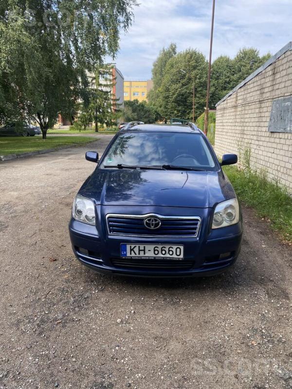 Zils Toyota Avensis 2005 Rīga, ar dzinēja tilpumu 2.20 L un nobraukumu 289 tūkst. km par 1600 €, foto 3 vietnē AUTOMOTO.COM.LV