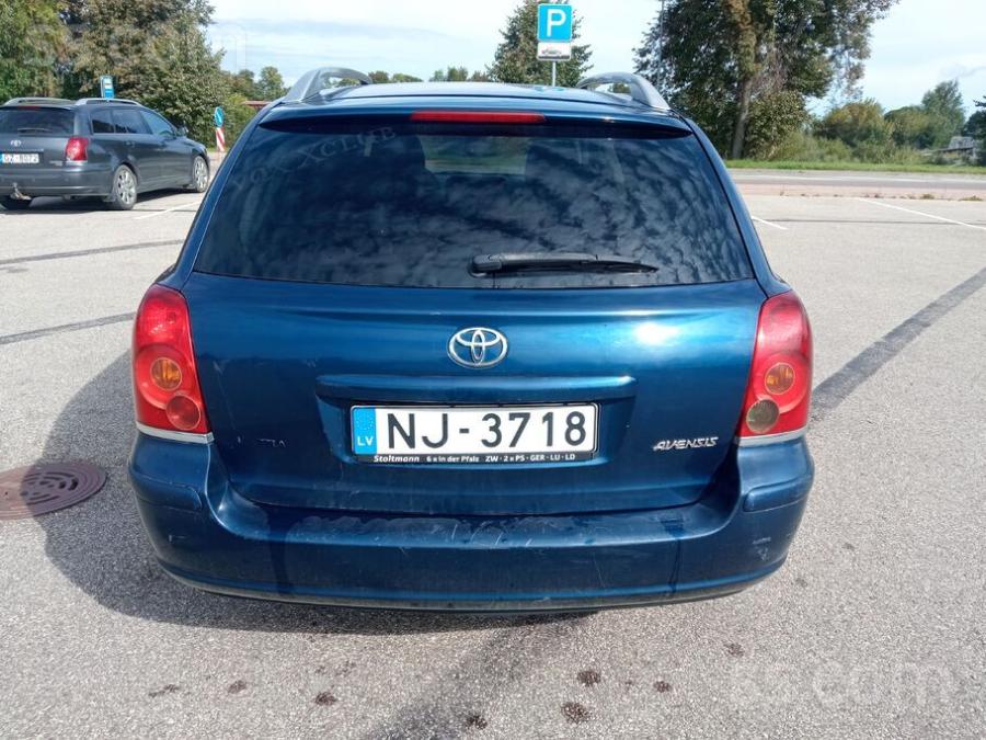 Синий Тойота Авенсис 2005 в Даугавпилс, объемом двигателя 2.00 л и пробегом 357 тыс. км за 1600 €, фото 5 на AUTOMOTO.COM.LV