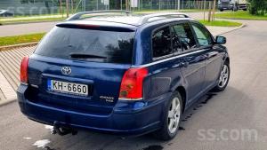 Blue Toyota Avensis 2005 in Cesis, with an engine capacity of 2.20 L and mileage of 293 thousand km for 1650 €, photo 6 on AUTOMOTO.COM.LV