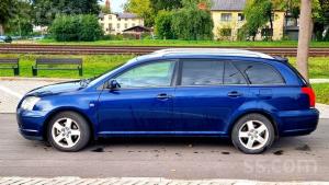 Blue Toyota Avensis 2005 in Cesis, with an engine capacity of 2.20 L and mileage of 293 thousand km for 1650 €, photo 9 on AUTOMOTO.COM.LV