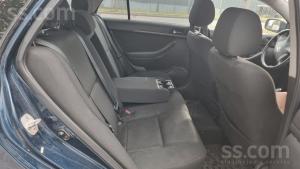 Blue Toyota Avensis 2005 in Cesis, with an engine capacity of 2.20 L and mileage of 293 thousand km for 1650 €, photo 10 on AUTOMOTO.COM.LV