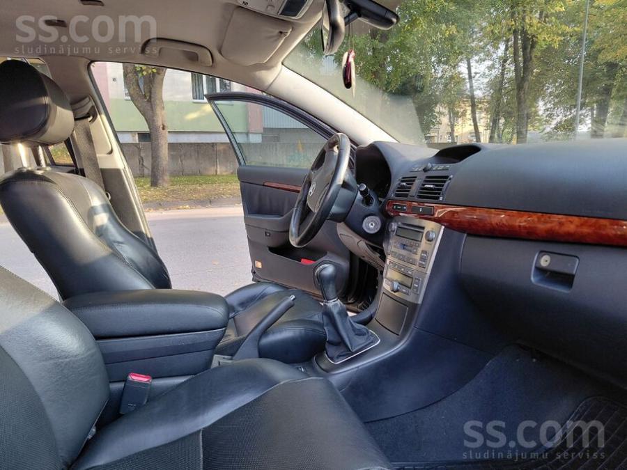 Blue Toyota Avensis 2005 in Liepaja, with an engine capacity of 2.00 L and mileage of 326 thousand km for 1270 €, photo 12 on AUTOMOTO.COM.LV
