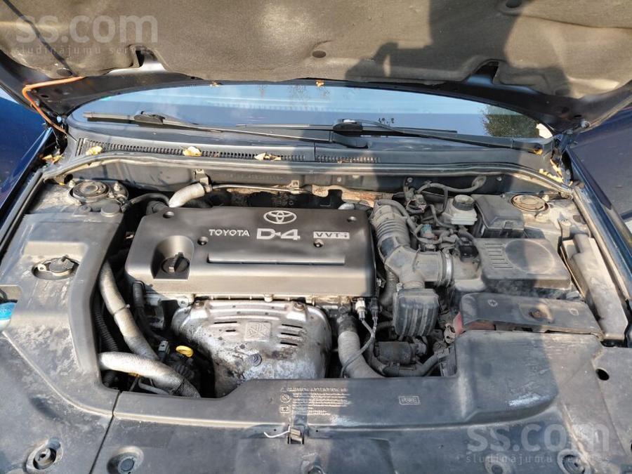 Blue Toyota Avensis 2005 in Liepaja, with an engine capacity of 2.00 L and mileage of 326 thousand km for 1270 €, photo 18 on AUTOMOTO.COM.LV