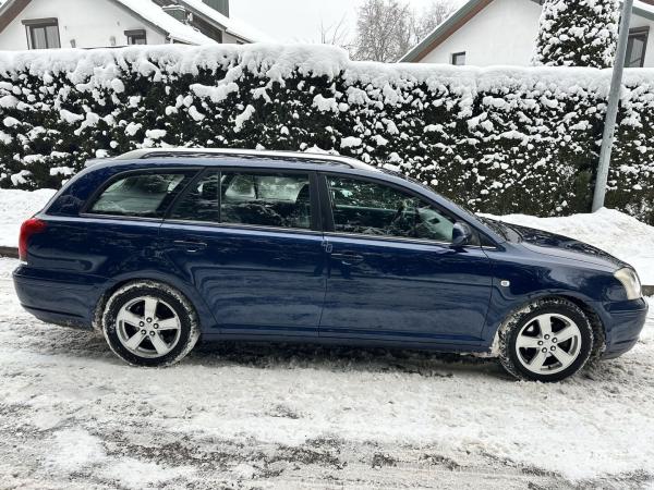 Zils Toyota Avensis 2006 Viļņa, ar dzinēja tilpumu 1.80 L un nobraukumu 159 tūkst. km par 1850 €, foto 7 vietnē AUTOMOTO.COM.LV