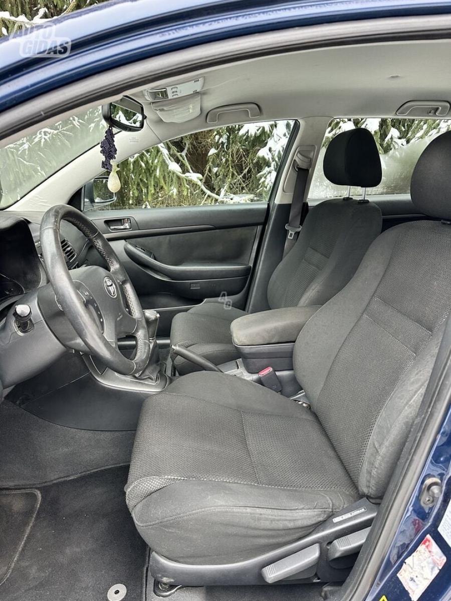 Blue Toyota Avensis 2006 in Vilnius, with an engine capacity of 1.80 L and mileage of 159 thousand km for 1800 €, photo 12 on AUTOMOTO.COM.LV