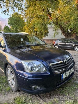 Zils Toyota Avensis 2006 Rīga, ar dzinēja tilpumu 2.00 L un nobraukumu 307 tūkst. km par 1000 €, foto 7 vietnē AUTOMOTO.COM.LV