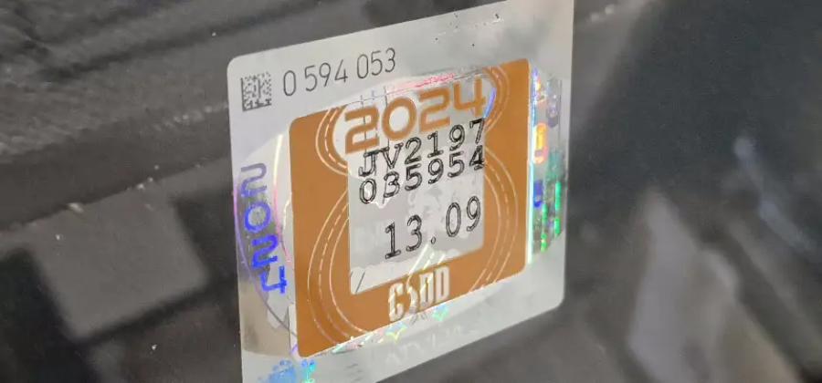 Синий Тойота Авенсис 2006 в Валмиера, объемом двигателя 2.20 л и пробегом 405 тыс. км за 1150 €, фото 14 на AUTOMOTO.COM.LV
