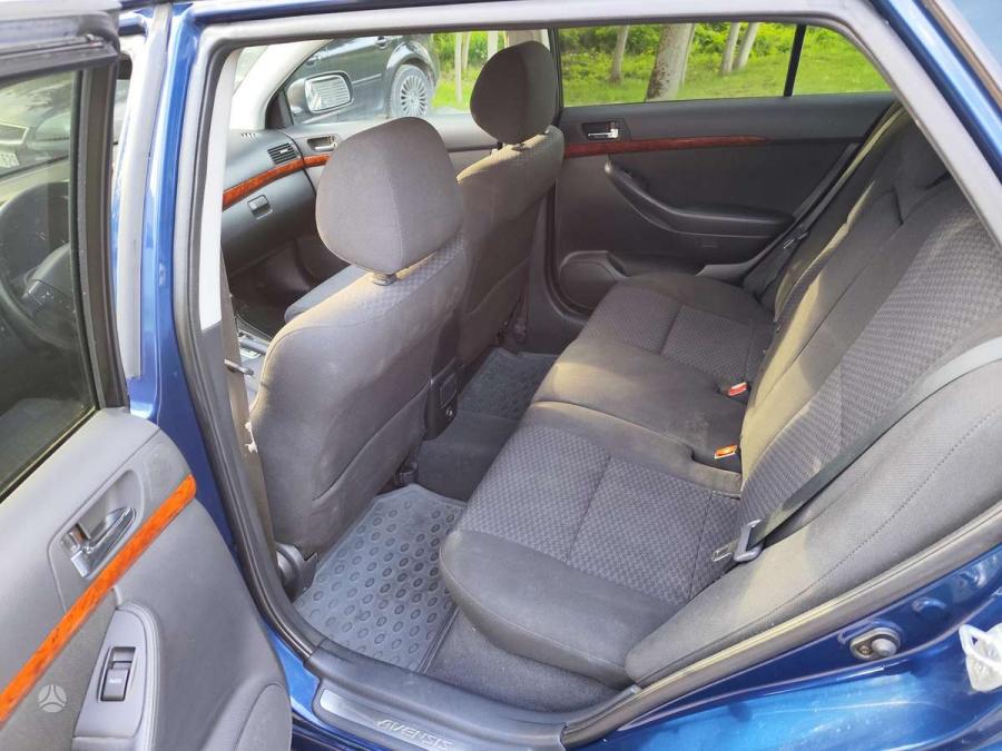 Синий Тойота Авенсис 2006 в Каунас, объемом двигателя 2.00 л и пробегом 188 тыс. км за 2800 €, фото 7 на AUTOMOTO.COM.LV