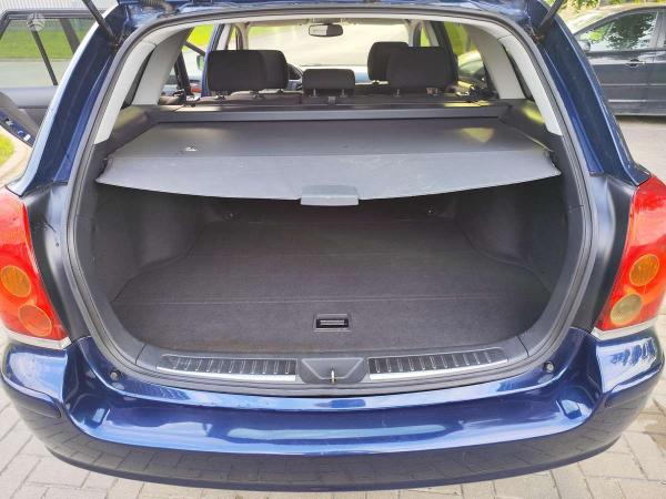 Blue Toyota Avensis 2006 in Kaunas, with an engine capacity of 2.00 L and mileage of 188 thousand km for 2800 €, photo 7 on AUTOMOTO.COM.LV