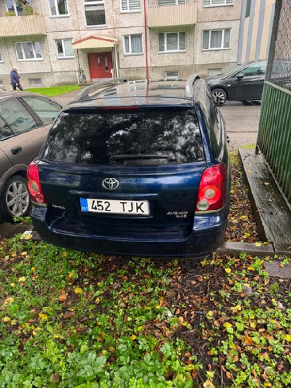 Blue Toyota Avensis 2006 in Tallinn, with an engine capacity of 0.00 L and mileage of 0 thousand km for 1600 €, photo 3 on AUTOMOTO.COM.LV