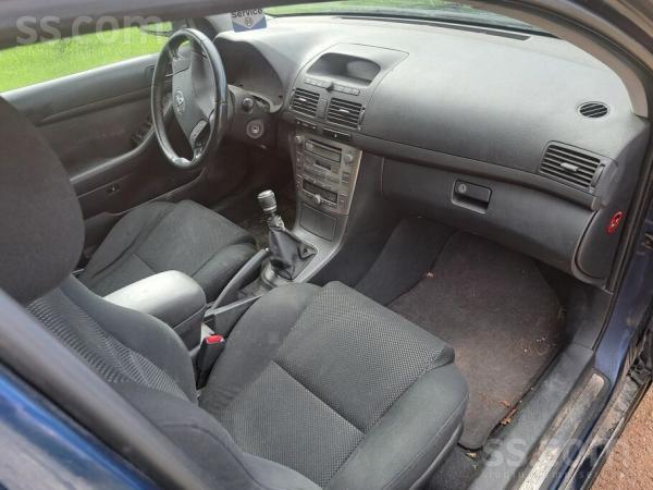 Zils Toyota Avensis 2006 Aizkraukle, ar dzinēja tilpumu 2.20 L un nobraukumu 490 tūkst. km par 1500 €, foto 3 vietnē AUTOMOTO.COM.LV
