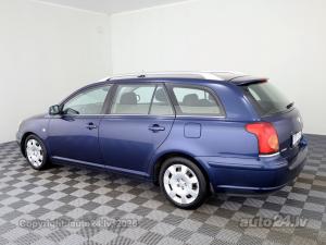 Zils Toyota Avensis 2006 Tallina, ar dzinēja tilpumu 2.00 L un nobraukumu 385 tūkst. km par 999 €, foto 5 vietnē AUTOMOTO.COM.LV
