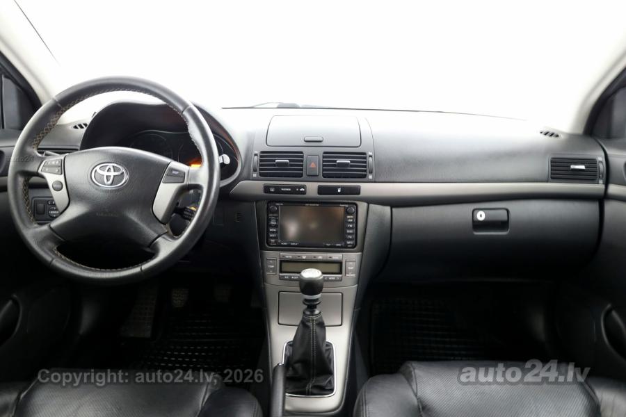 Zils Toyota Avensis 2007 Tallina, ar dzinēja tilpumu 2.20 L un nobraukumu 299 tūkst. km par 1499 €, foto 6 vietnē AUTOMOTO.COM.LV