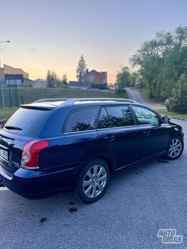 Blue Toyota Avensis 2007 in Ukmerge, with an engine capacity of 2.00 L and mileage of 326 thousand km for 1750 €, photo 4 on AUTOMOTO.COM.LV