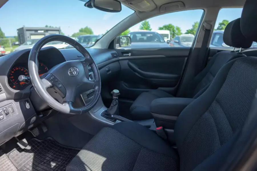Zils Toyota Avensis 2007 Liepāja, ar dzinēja tilpumu 2.00 L un nobraukumu 382 tūkst. km par 2850 €, foto 9 vietnē AUTOMOTO.COM.LV