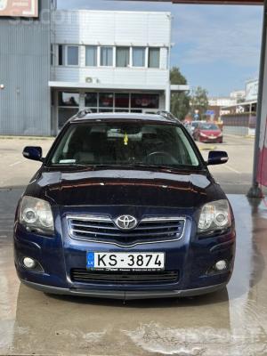 Zils Toyota Avensis 2007 Rīga, ar dzinēja tilpumu 2.00 L un nobraukumu 261 tūkst. km par 2700 €, foto 3 vietnē AUTOMOTO.COM.LV