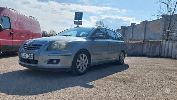 Toyota Avensis 2007 Viļņa vietnē Zils Toyota Avensis 2007 Viļņa, ar dzinēja tilpumu 1.79 L un nobraukumu 270 tūkst. km par 2500 €, foto 3 vietnē AUTOMOTO.COM.LV