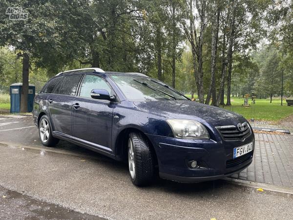 Blue Toyota Avensis 2007 in Ariogala, with an engine capacity of 2.20 L and mileage of 274 thousand km for 1450 €, photo 9 on AUTOMOTO.COM.LV