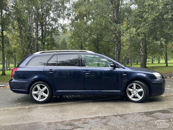 Blue Toyota Avensis 2007 in Ariogala, with an engine capacity of 2.20 L and mileage of 274 thousand km for 1450 €, photo 11 on AUTOMOTO.COM.LV