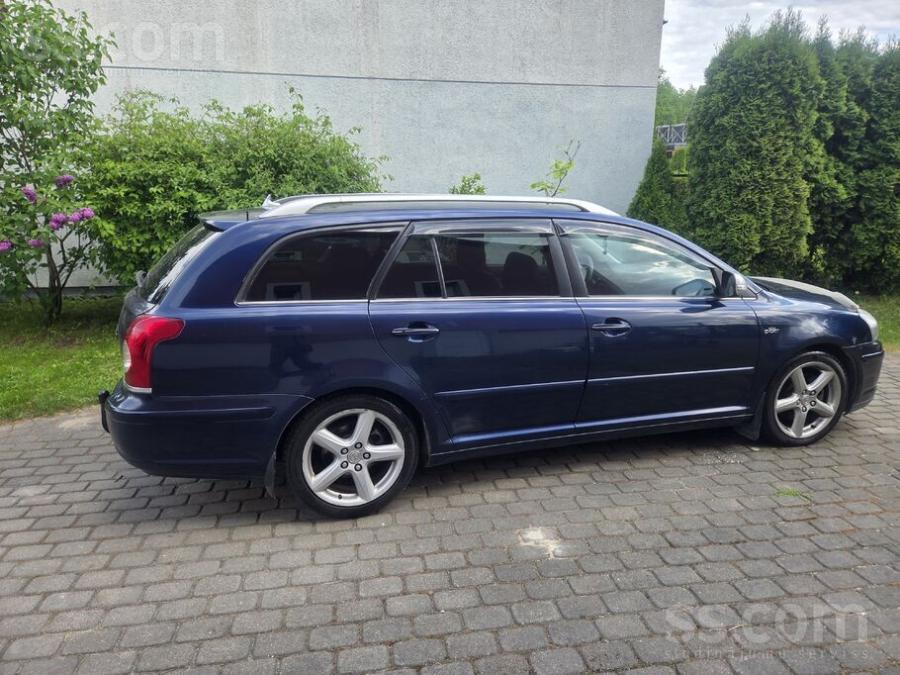 Zils Toyota Avensis 2007 Rīga, ar dzinēja tilpumu 2.20 L un nobraukumu 291 tūkst. km par 1900 €, foto 6 vietnē AUTOMOTO.COM.LV