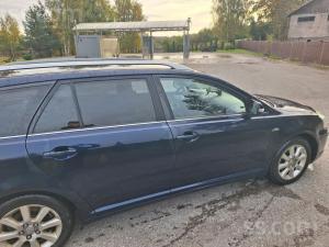 Zils Toyota Avensis 2007 Valka, ar dzinēja tilpumu 2.20 L un nobraukumu 303 tūkst. km par 2000 €, foto 8 vietnē AUTOMOTO.COM.LV