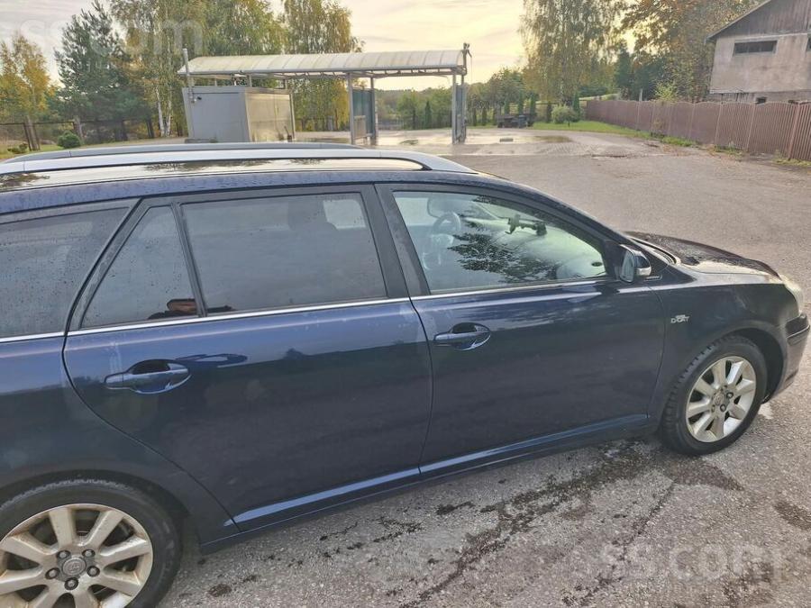 Zils Toyota Avensis 2007 Valka, ar dzinēja tilpumu 2.20 L un nobraukumu 303 tūkst. km par 2000 €, foto 8 vietnē AUTOMOTO.COM.LV