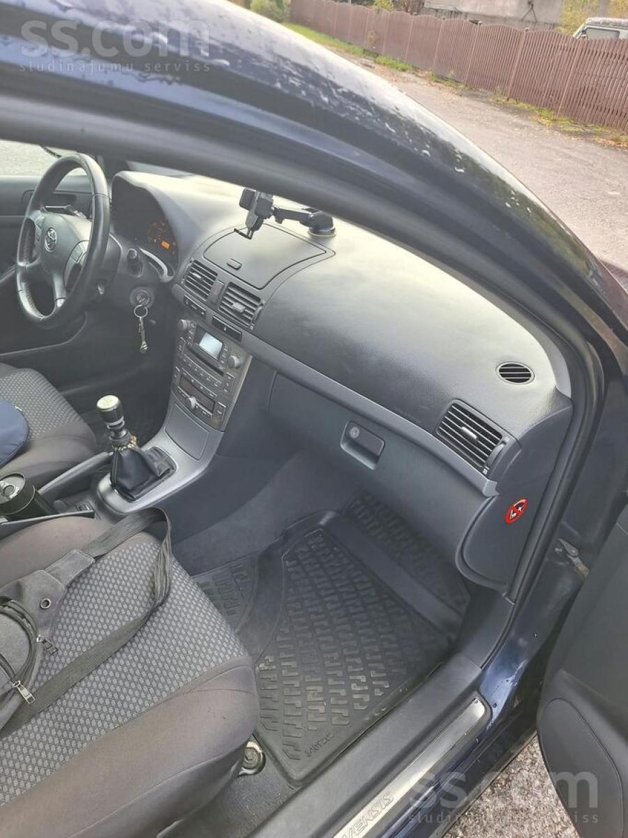 Zils Toyota Avensis 2007 Valka, ar dzinēja tilpumu 2.20 L un nobraukumu 303 tūkst. km par 2000 €, foto 9 vietnē AUTOMOTO.COM.LV
