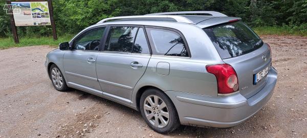 Blue Toyota Avensis 2008 in Druskininkai, with an engine capacity of 2.00 L and mileage of 380 thousand km for 1500 €, photo 6 on AUTOMOTO.COM.LV