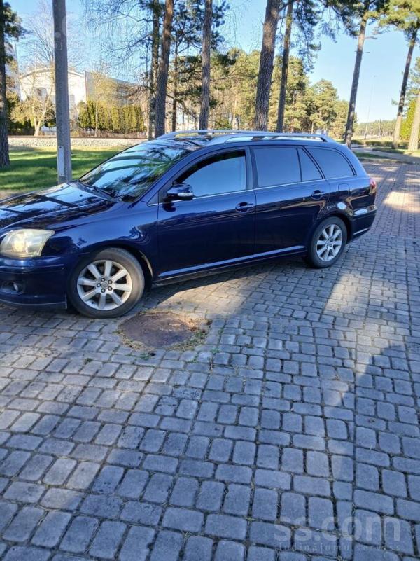 Blue Toyota Avensis 2008 in Ventspils, with an engine capacity of 2.00 L and mileage of 284 thousand km for 2700 €, photo 2 on AUTOMOTO.COM.LV