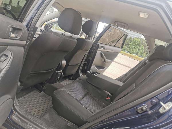 Blue Toyota Avensis 2008 in Vilnius, with an engine capacity of 2.00 L and mileage of 400 thousand km for 900 €, photo 5 on AUTOMOTO.COM.LV