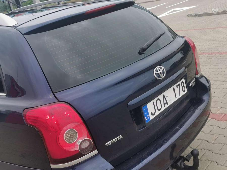 Zils Toyota Avensis 2008 Viļņa, ar dzinēja tilpumu 2.00 L un nobraukumu 400 tūkst. km par 900 €, foto 12 vietnē AUTOMOTO.COM.LV