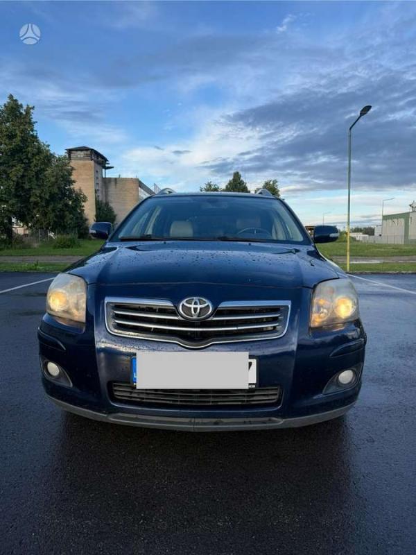 Blue Toyota Avensis 2008 in Alytus, with an engine capacity of 2.23 L and mileage of 311 thousand km for 2600 €, photo 2 on AUTOMOTO.COM.LV