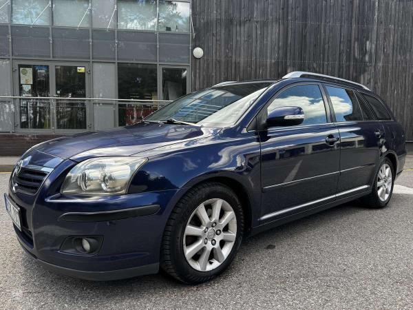 Zils Toyota Avensis 2008 Utena, ar dzinēja tilpumu 2.23 L un nobraukumu 340 tūkst. km par 1799 €, foto 4 vietnē AUTOMOTO.COM.LV