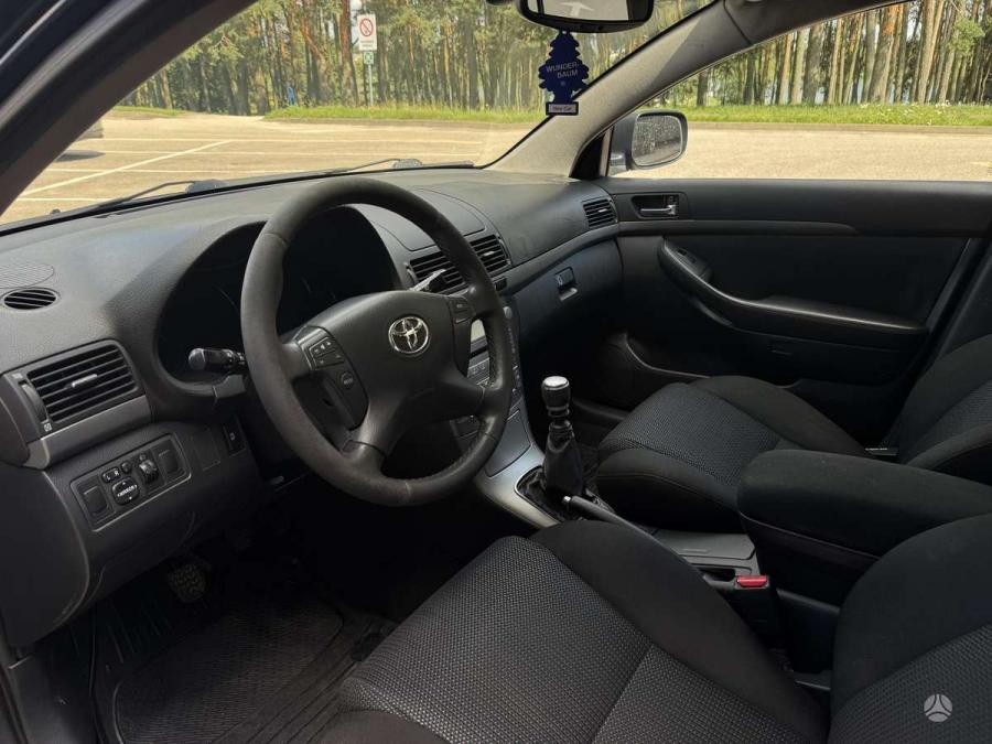Zils Toyota Avensis 2008 Utena, ar dzinēja tilpumu 2.23 L un nobraukumu 340 tūkst. km par 1799 €, foto 15 vietnē AUTOMOTO.COM.LV