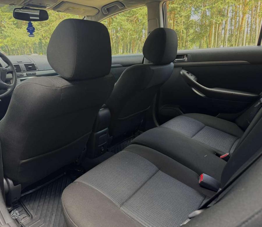 Zils Toyota Avensis 2008 Utena, ar dzinēja tilpumu 2.23 L un nobraukumu 340 tūkst. km par 1799 €, foto 16 vietnē AUTOMOTO.COM.LV