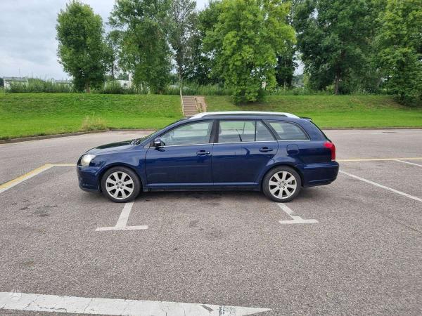 Тойота Авенсис 2008 в Вильнюс на AUTOMOTO.COM.LV Синий Тойота Авенсис 2008 в Вильнюс, объемом двигателя 2.00 л и пробегом 406 тыс. км за 1150 €, фото 9 на AUTOMOTO.COM.LV