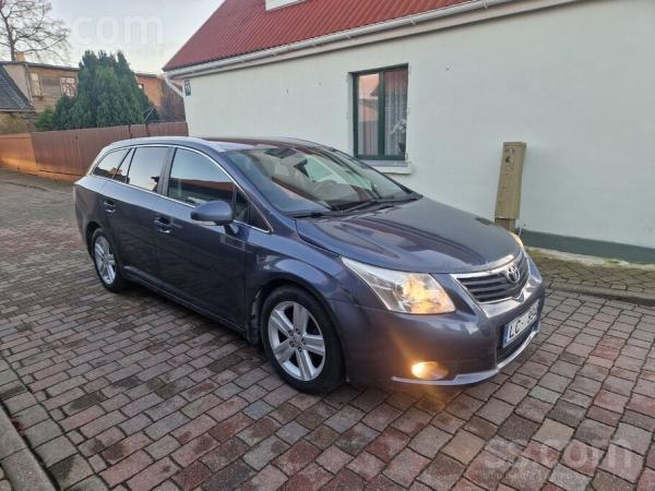 Blue Toyota Avensis 2009 in Ventspils, with an engine capacity of 2.20 L and mileage of 207 thousand km for 4000 €, photo 2 on AUTOMOTO.COM.LV