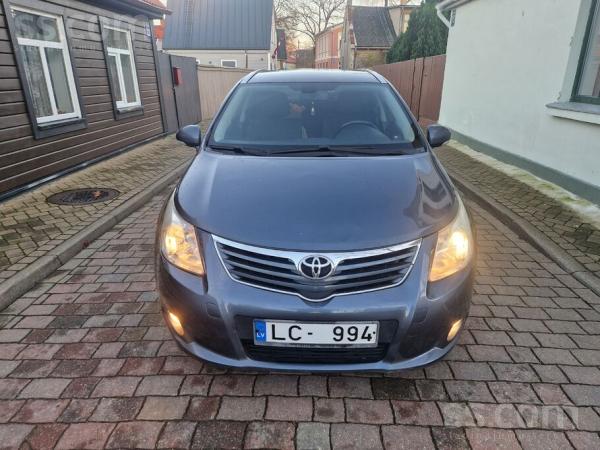 Blue Toyota Avensis 2009 in Ventspils, with an engine capacity of 2.20 L and mileage of 207 thousand km for 4000 €, photo 5 on AUTOMOTO.COM.LV