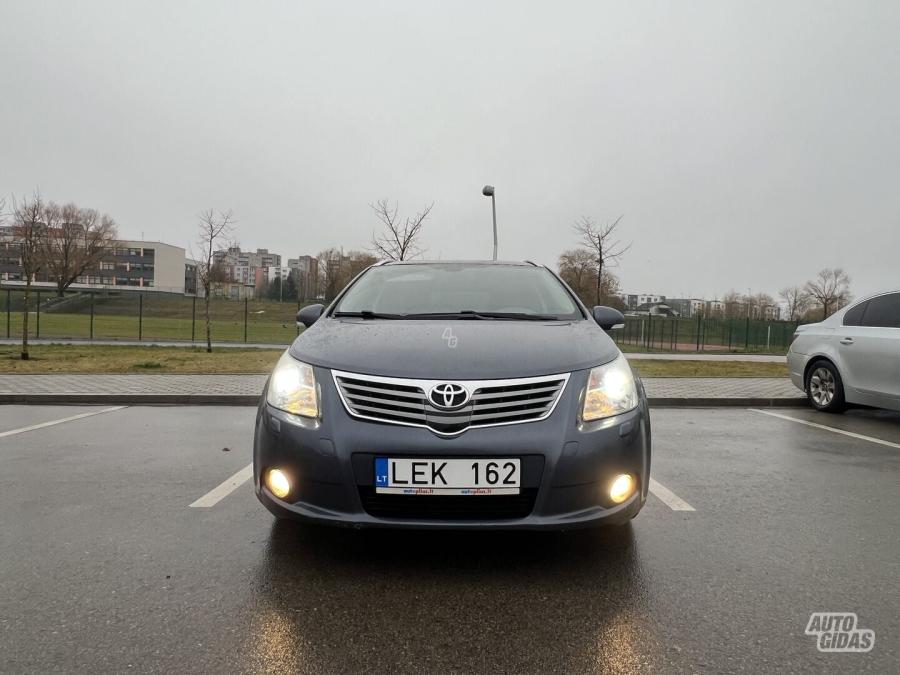 Zils Toyota Avensis 2009 Jonava, ar dzinēja tilpumu 2.20 L un nobraukumu 274 tūkst. km par 4400 €, foto 1 vietnē AUTOMOTO.COM.LV