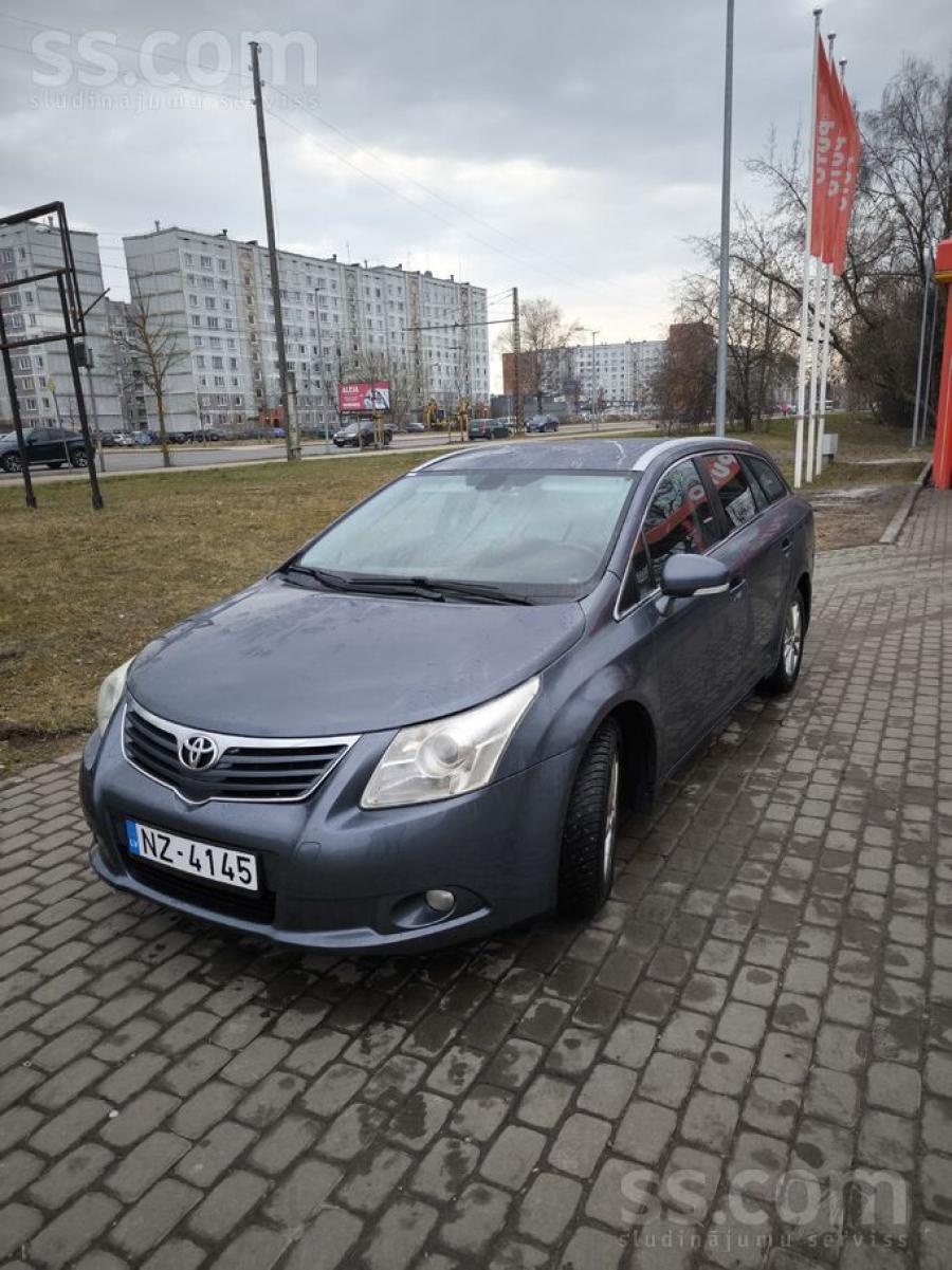 Синий Тойота Авенсис 2009 в Рига, объемом двигателя 2.00 л и пробегом 250 тыс. км за 4590 €, фото 1 на AUTOMOTO.COM.LV