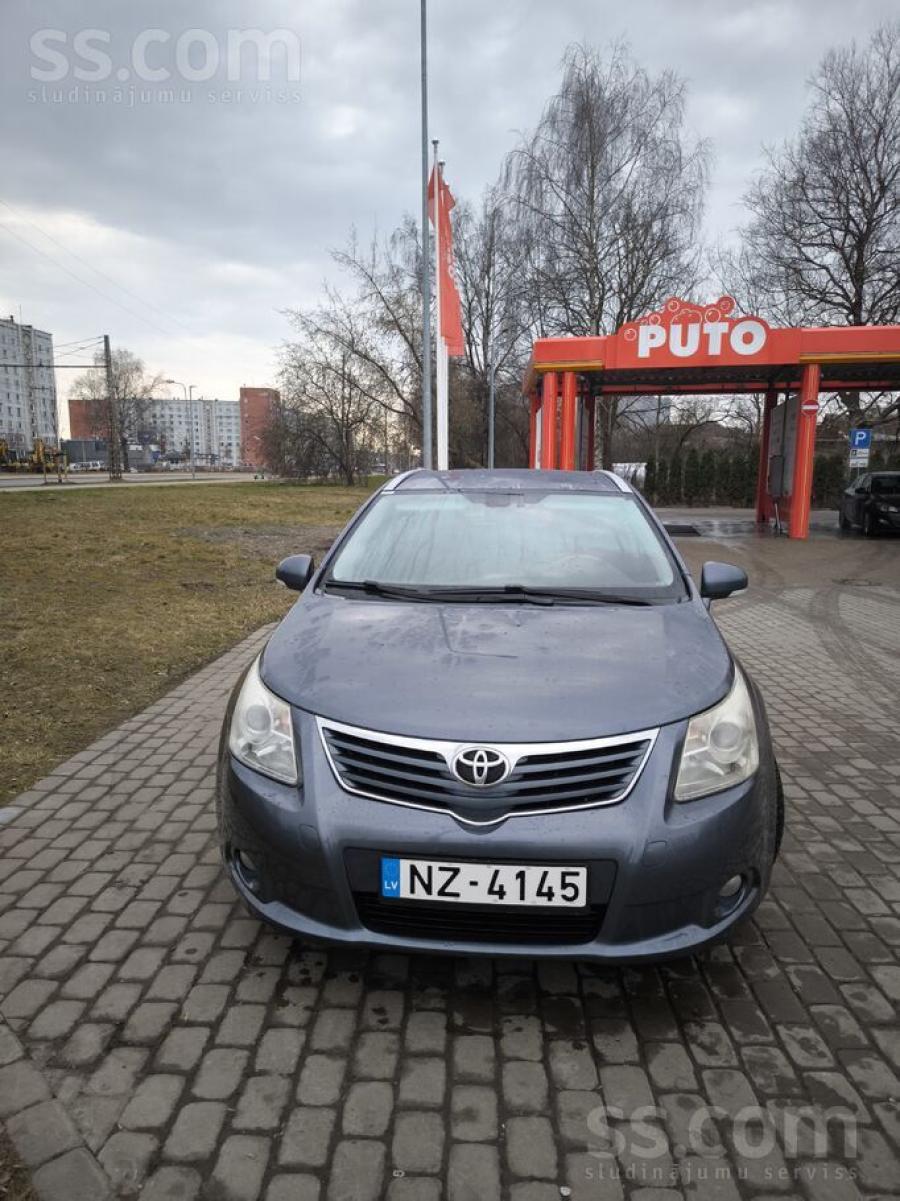 Синий Тойота Авенсис 2009 в Рига, объемом двигателя 2.00 л и пробегом 250 тыс. км за 4590 €, фото 3 на AUTOMOTO.COM.LV