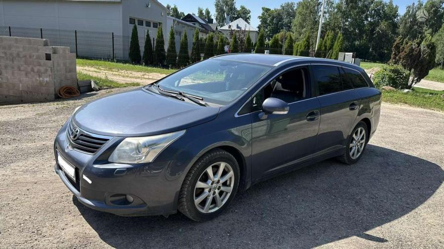 Zils Toyota Avensis 2009 Viļņa, ar dzinēja tilpumu 2.20 L un nobraukumu 254 tūkst. km par 5500 €, foto 1 vietnē AUTOMOTO.COM.LV