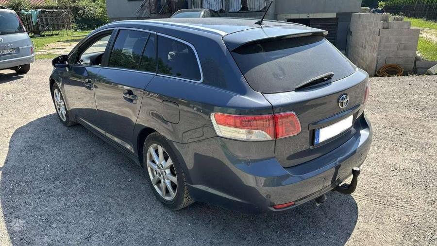 Zils Toyota Avensis 2009 Viļņa, ar dzinēja tilpumu 2.20 L un nobraukumu 254 tūkst. km par 5500 €, foto 5 vietnē AUTOMOTO.COM.LV
