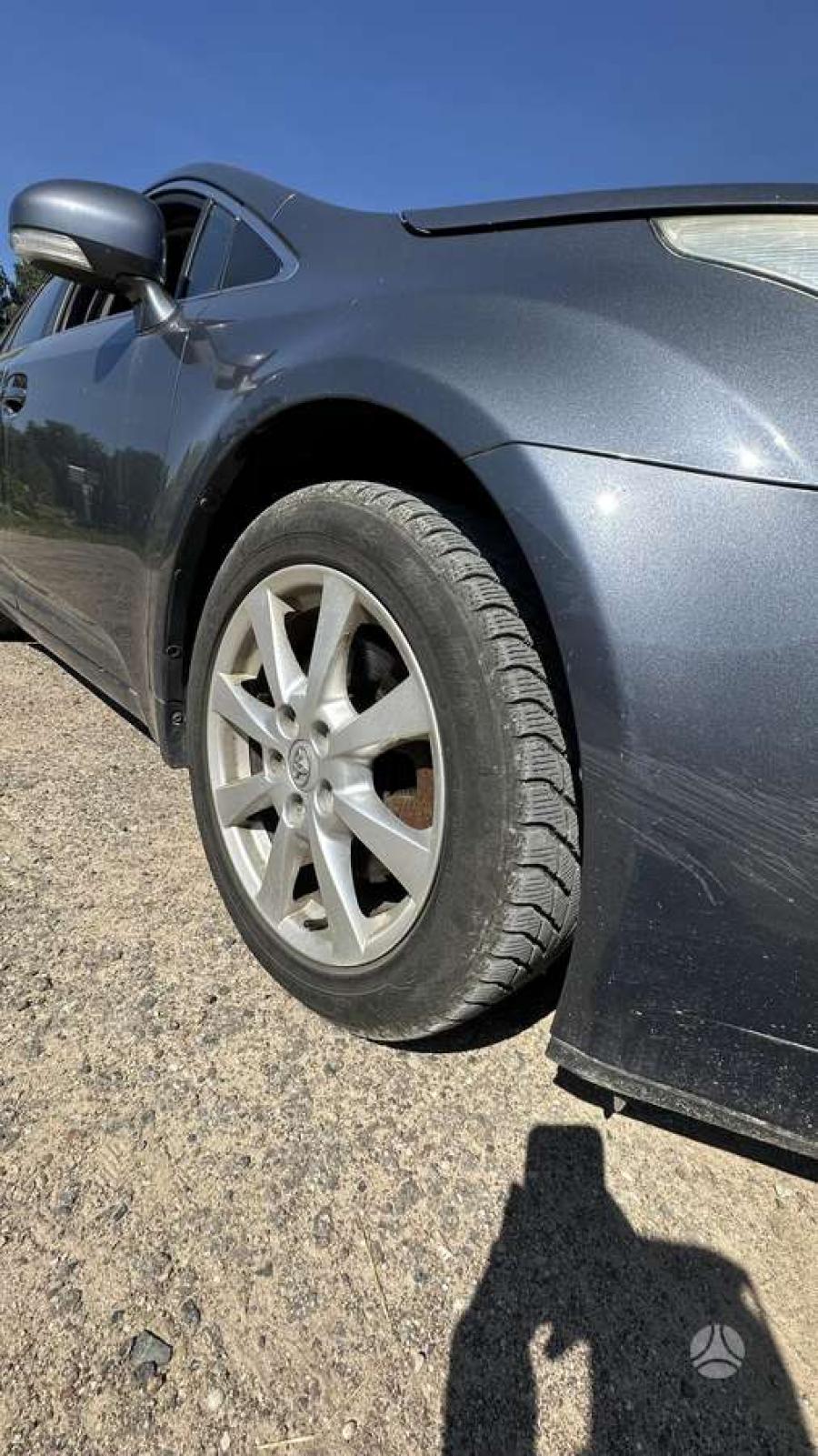 Zils Toyota Avensis 2009 Viļņa, ar dzinēja tilpumu 2.20 L un nobraukumu 254 tūkst. km par 5500 €, foto 7 vietnē AUTOMOTO.COM.LV