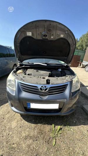 Zils Toyota Avensis 2009 Viļņa, ar dzinēja tilpumu 2.20 L un nobraukumu 254 tūkst. km par 5500 €, foto 8 vietnē AUTOMOTO.COM.LV