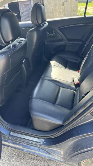 Zils Toyota Avensis 2009 Viļņa, ar dzinēja tilpumu 2.20 L un nobraukumu 254 tūkst. km par 5500 €, foto 11 vietnē AUTOMOTO.COM.LV